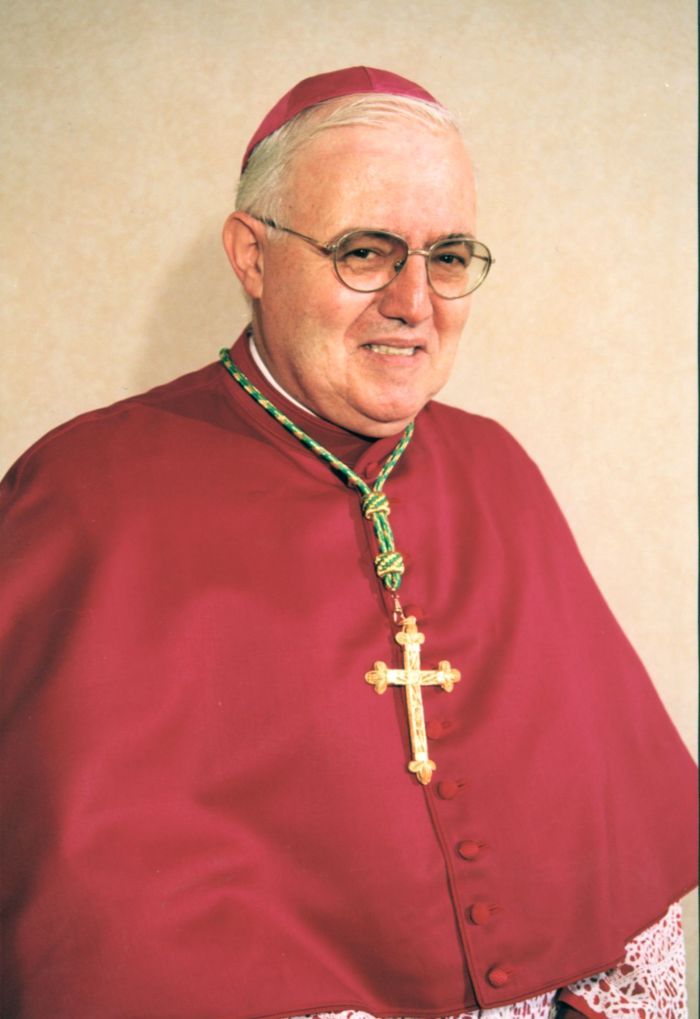 ¿Quién es...Cesare Nosiglia? - InfoVaticana